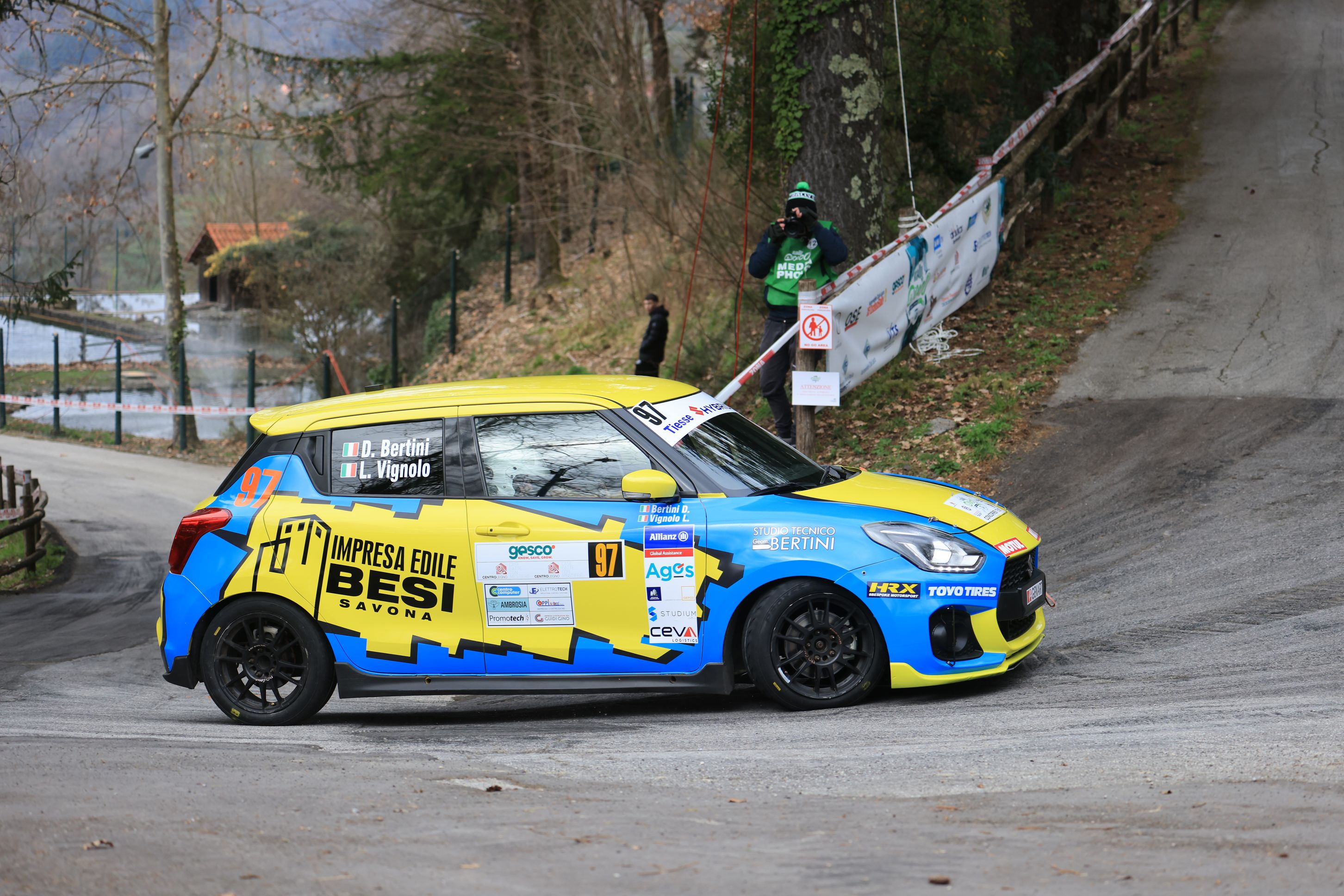 Suzuki Rally Cup 2025: Varesco vince al Ciocco sotto la pioggia ...