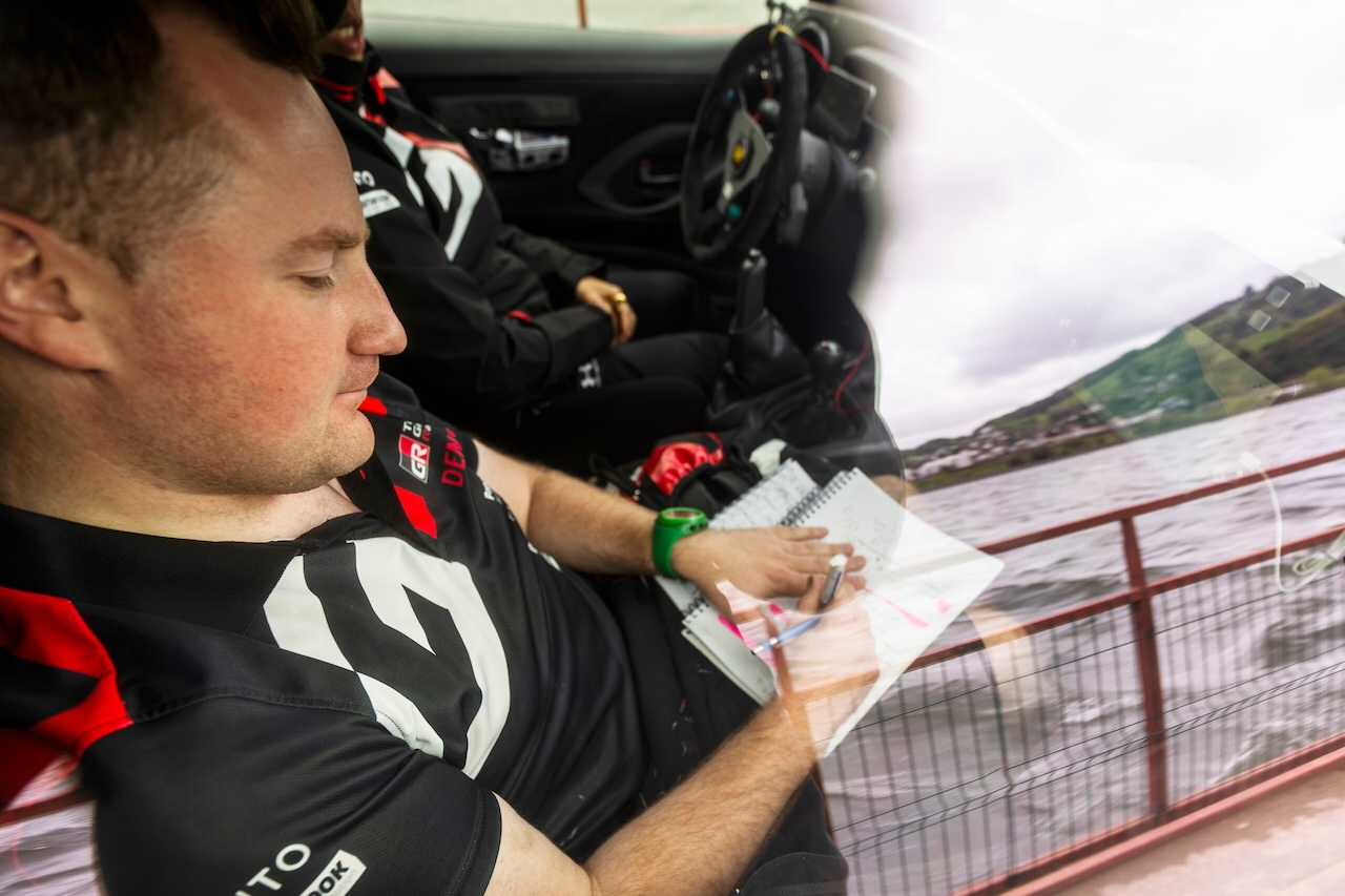 Aaron Johnston debutta al volante al Bushwhacker Rally - Italia Rally